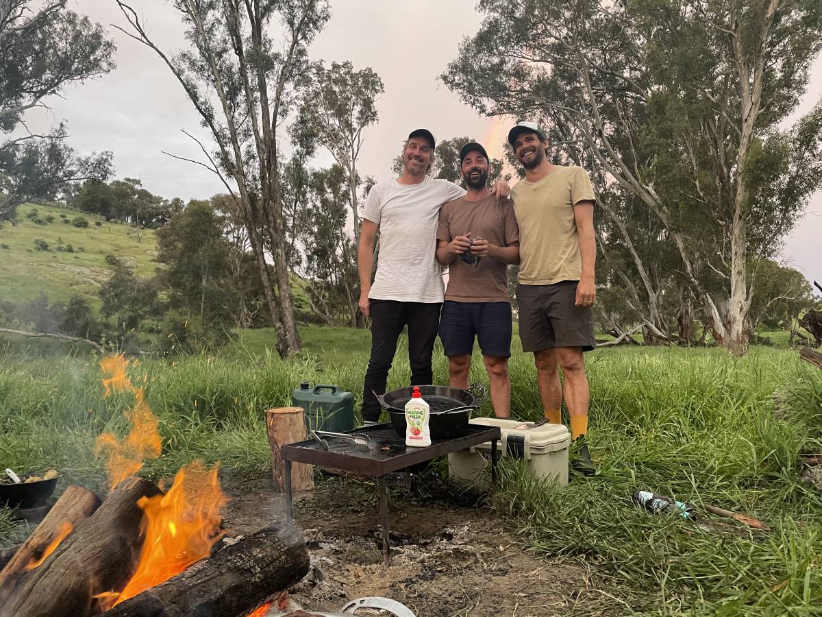 Three Blue Ducks TV Series - Three Blue Ducks